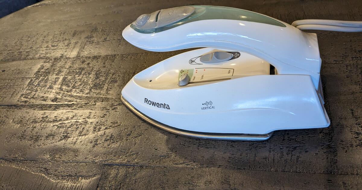 Travel Iron: Rowenta DA-35 Latitude 35 Compact Iron with Dual Voltage ...