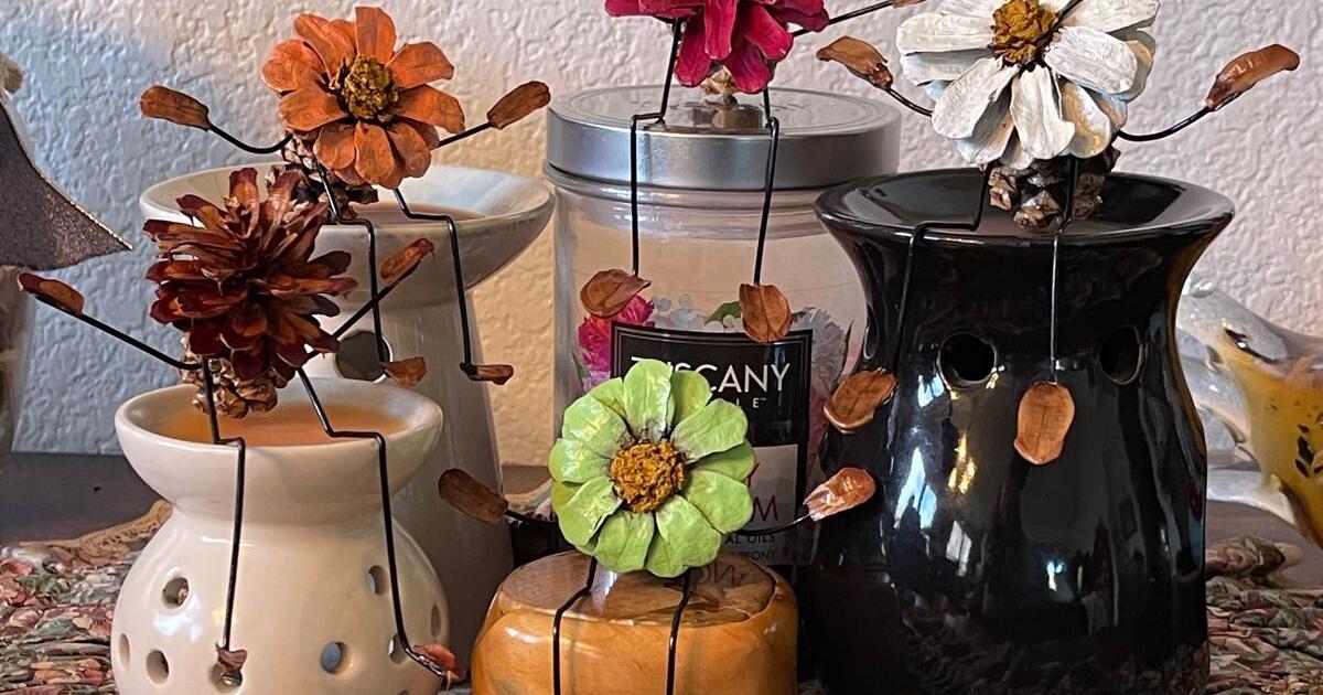 Pine Cone Flower Shelf & Pot Sitters for $12 in Sparks, NV | For Sale ...