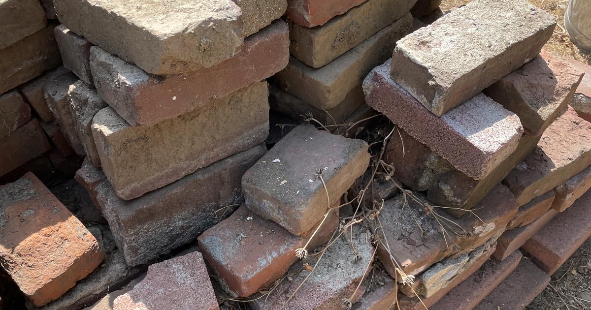 Used bricks for $1 in Arcadia, CA | For Sale & Free — Nextdoor