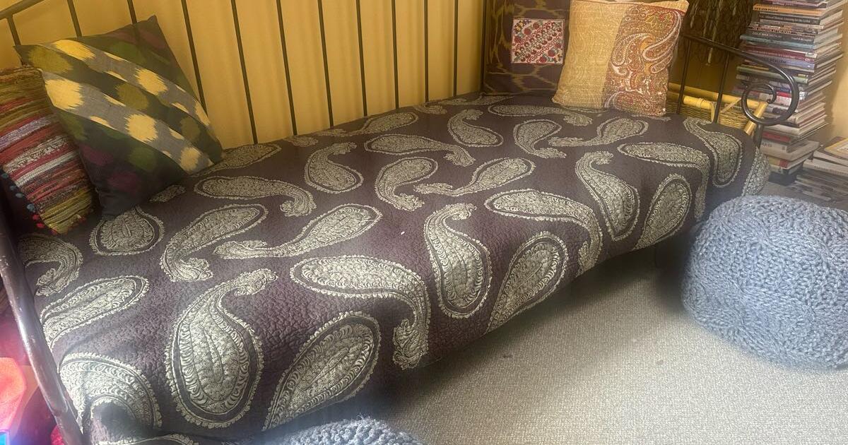 Daybed for $125 in Santa Fe, NM | Finds — Nextdoor