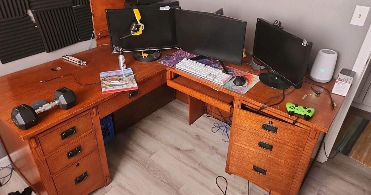 L shaped desk with locks and keys for $105 in Sioux Falls, SD | Finds ...