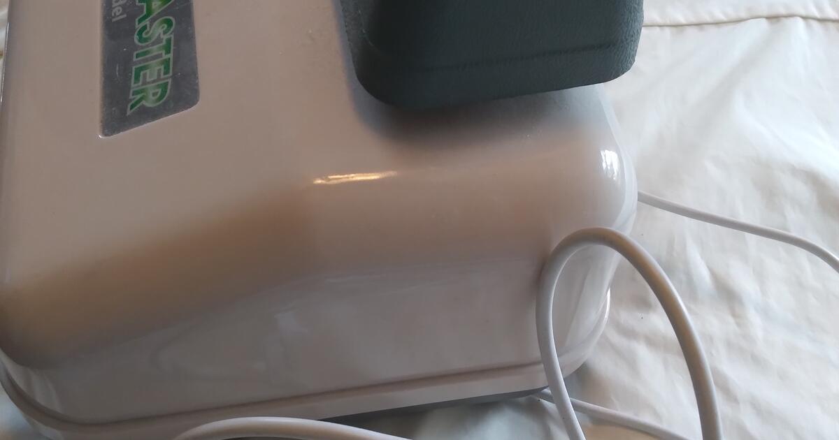 Chi leg stimulator with wired speed pad. Jaclean US product. Good for ...