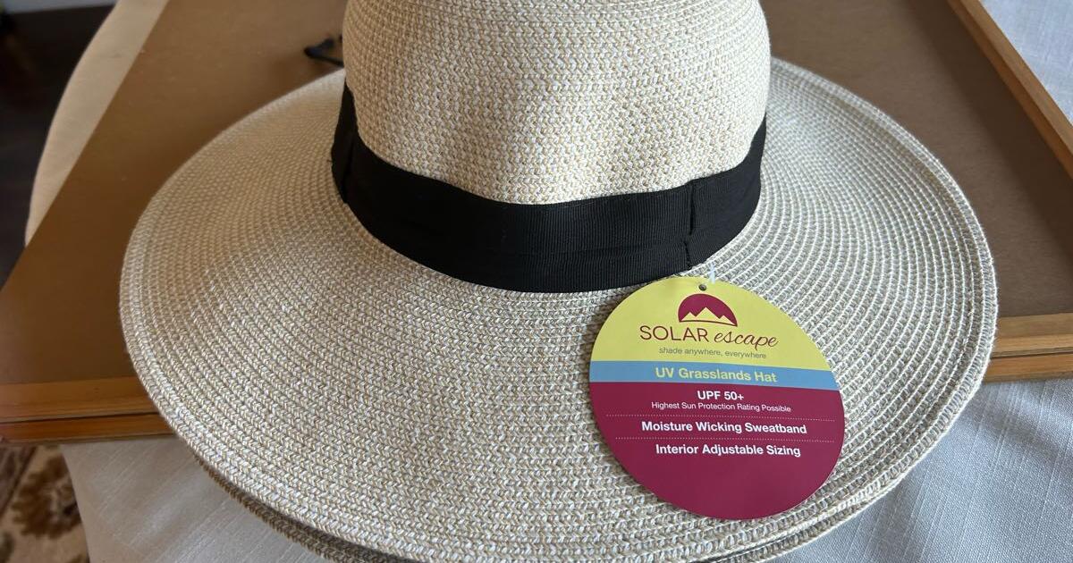 Solar escape grassland sun hat in Mercer Island, WA | For Sale & Free ...