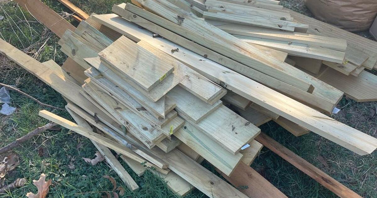 FREE - GC Pressure Treated Lumber Scraps for Free in Dallas, TX | For ...
