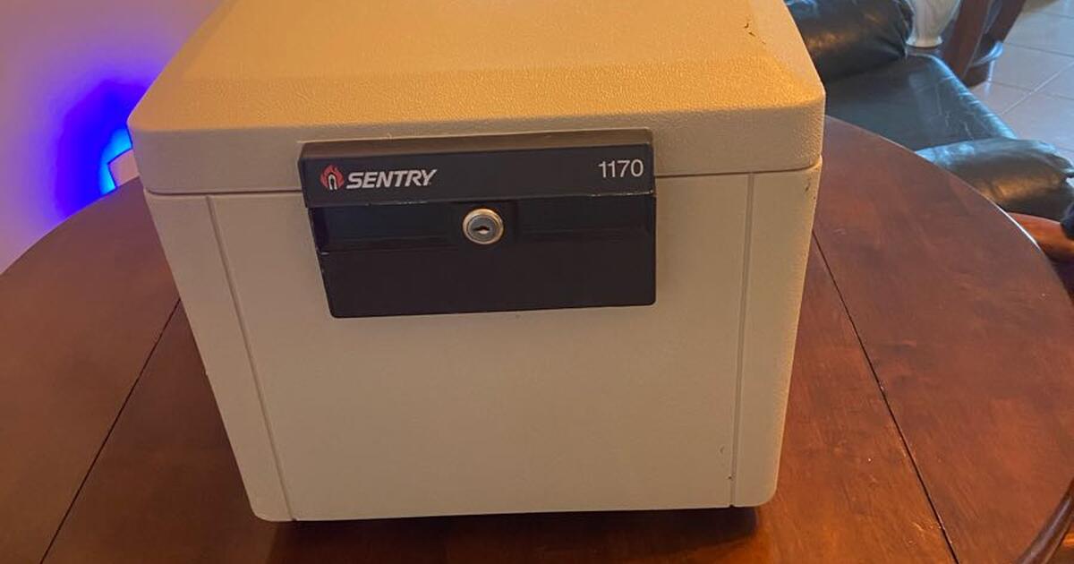 Sentry safe for $30 in Sun City Center, FL | For Sale & Free — Nextdoor