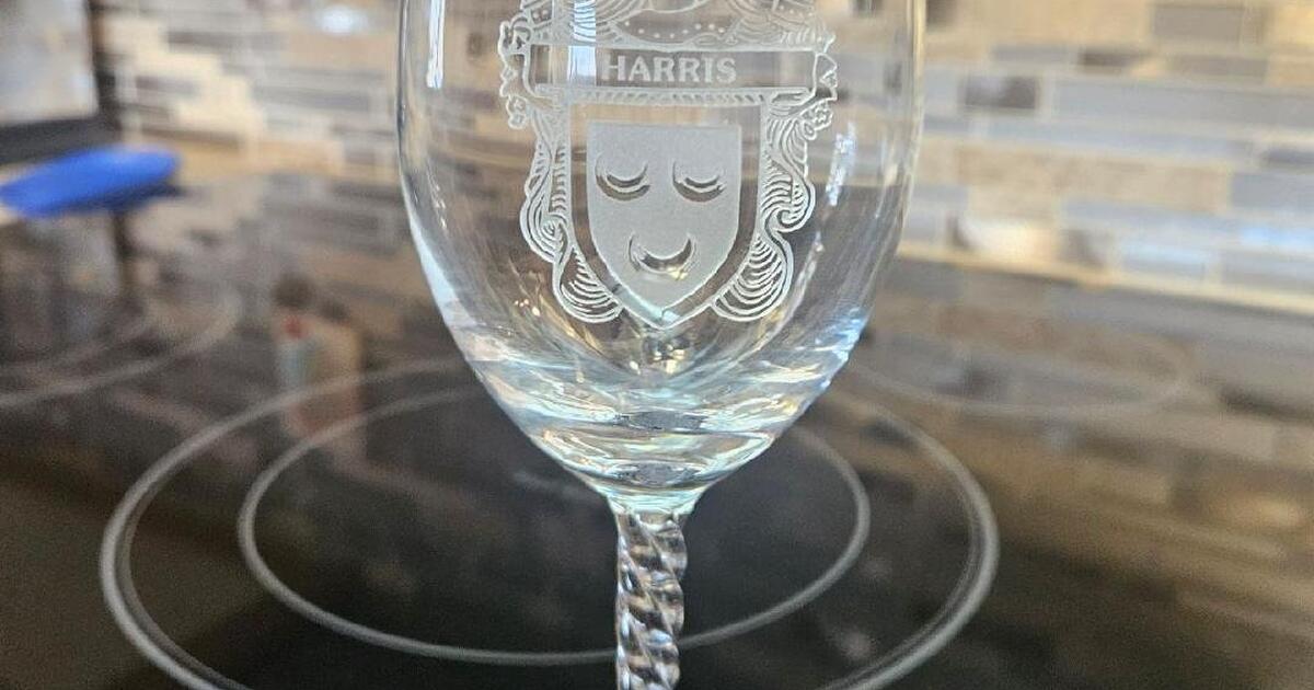FREE. 8 Harris Family Crest Wine Glasses for Free in Tucson, AZ | For ...