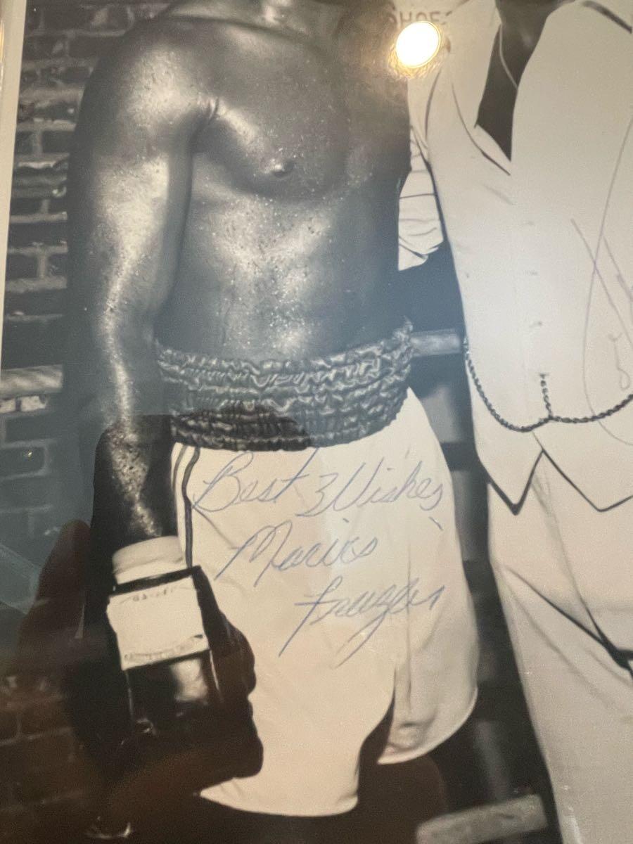 AUTOGRAPHEDBLACK AND WHITE INK SIGNED SMOKIN JOE FRAZIER AND SON MARVIS ...