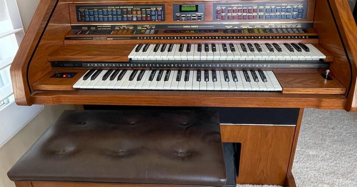 Amazing Organ for Free in La Quinta, CA | For Sale & Free — Nextdoor
