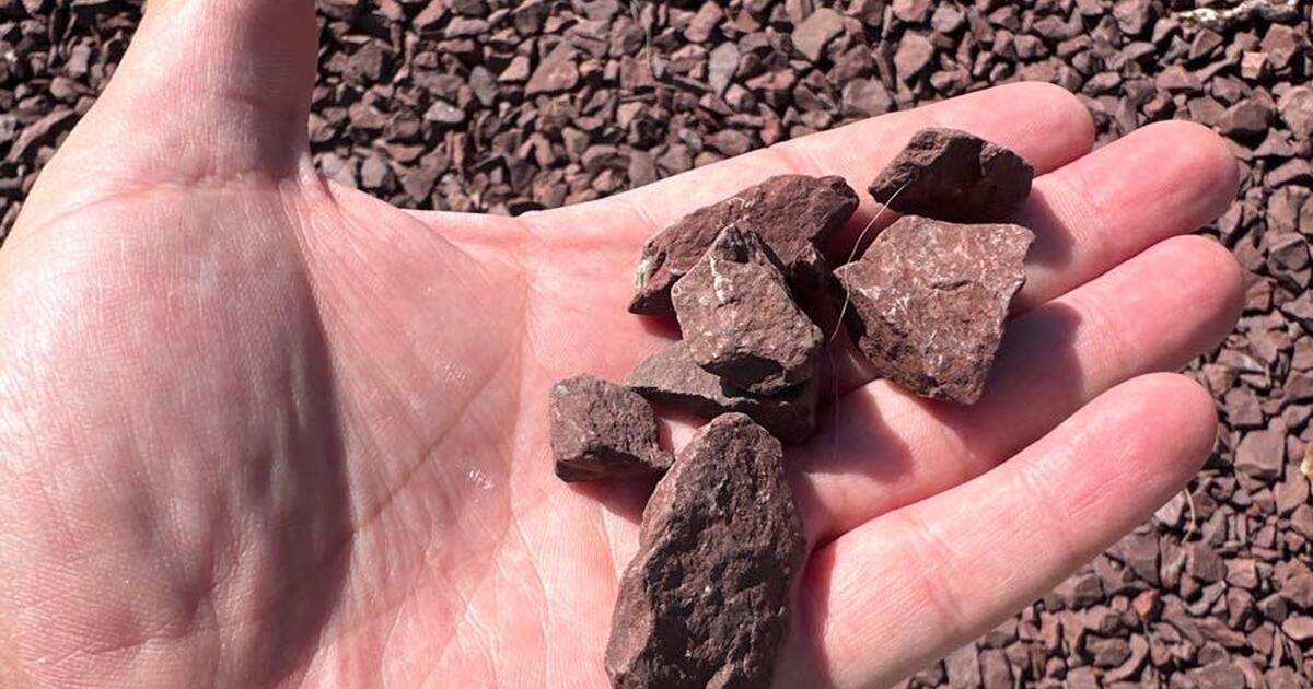 Free reddish gravel yard rocks for decor for Free in Merrick, NY | For ...