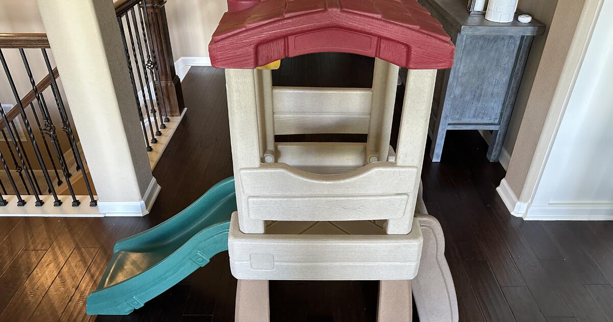 Step 2 Lookout Treehouse for $50 in Lakewood, CO | For Sale & Free ...