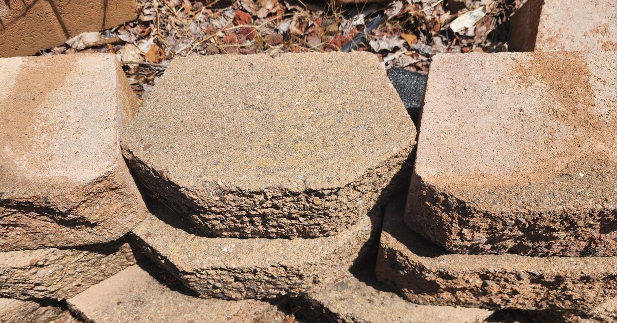 free brick for Free in Folsom, CA | Finds — Nextdoor
