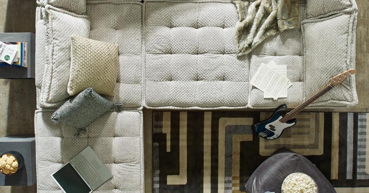 Bales Modular Couch/Sectional for $250 in Assonet, MA | For Sale & Free ...