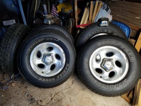 TIRES FOR SALE $50 for 5 P235/75/R15 on 15" steel alloy Rims / PLUS ...