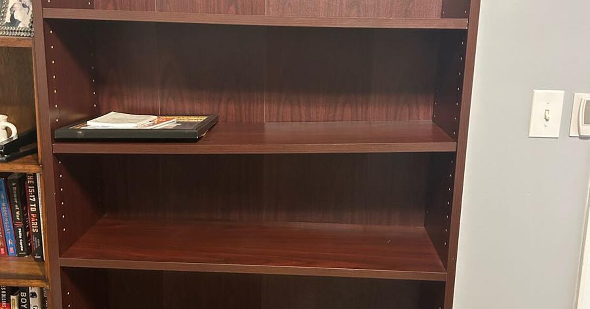 Wood bookshelf for Free in Glenview, IL | For Sale & Free — Nextdoor