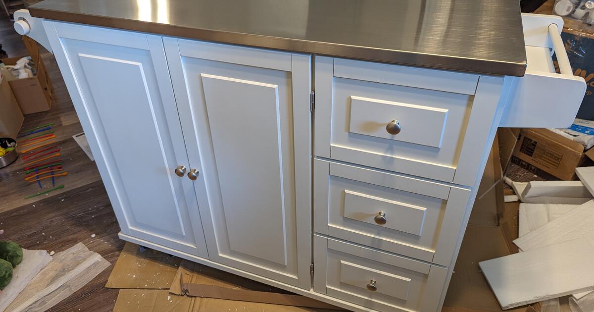 Kitchen Cart/Island with Stainless Steel Top for $220 in Baton Rouge ...