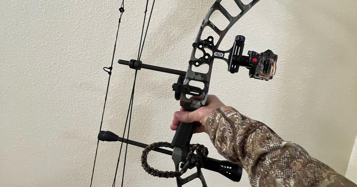 Mission Switch Compound Bow for $210 in Tampa, FL | For Sale & Free ...