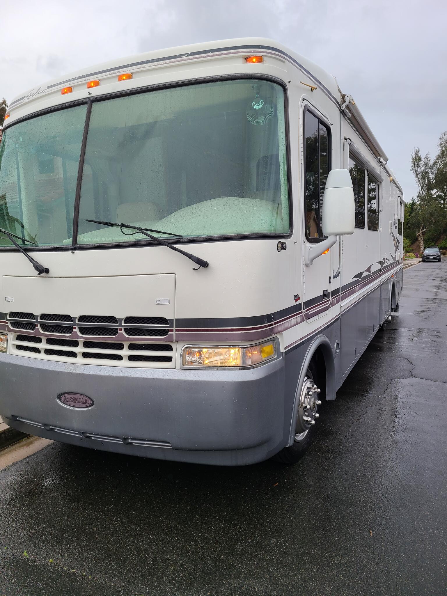 REXHALL AERBUS MOTORHOME, CLASS A, 36', 2004, 62,000 MILES for $25000 ...