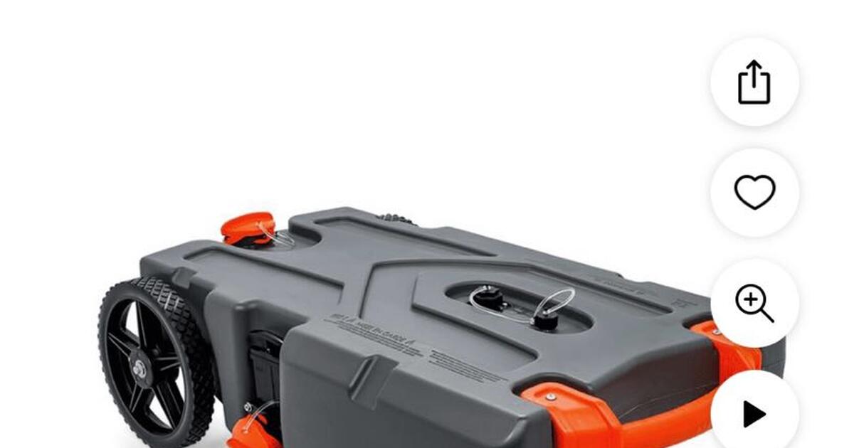 Camco Rhino Heavy Duty 28 Gallon Portable RV Waste Holding Tank with ...