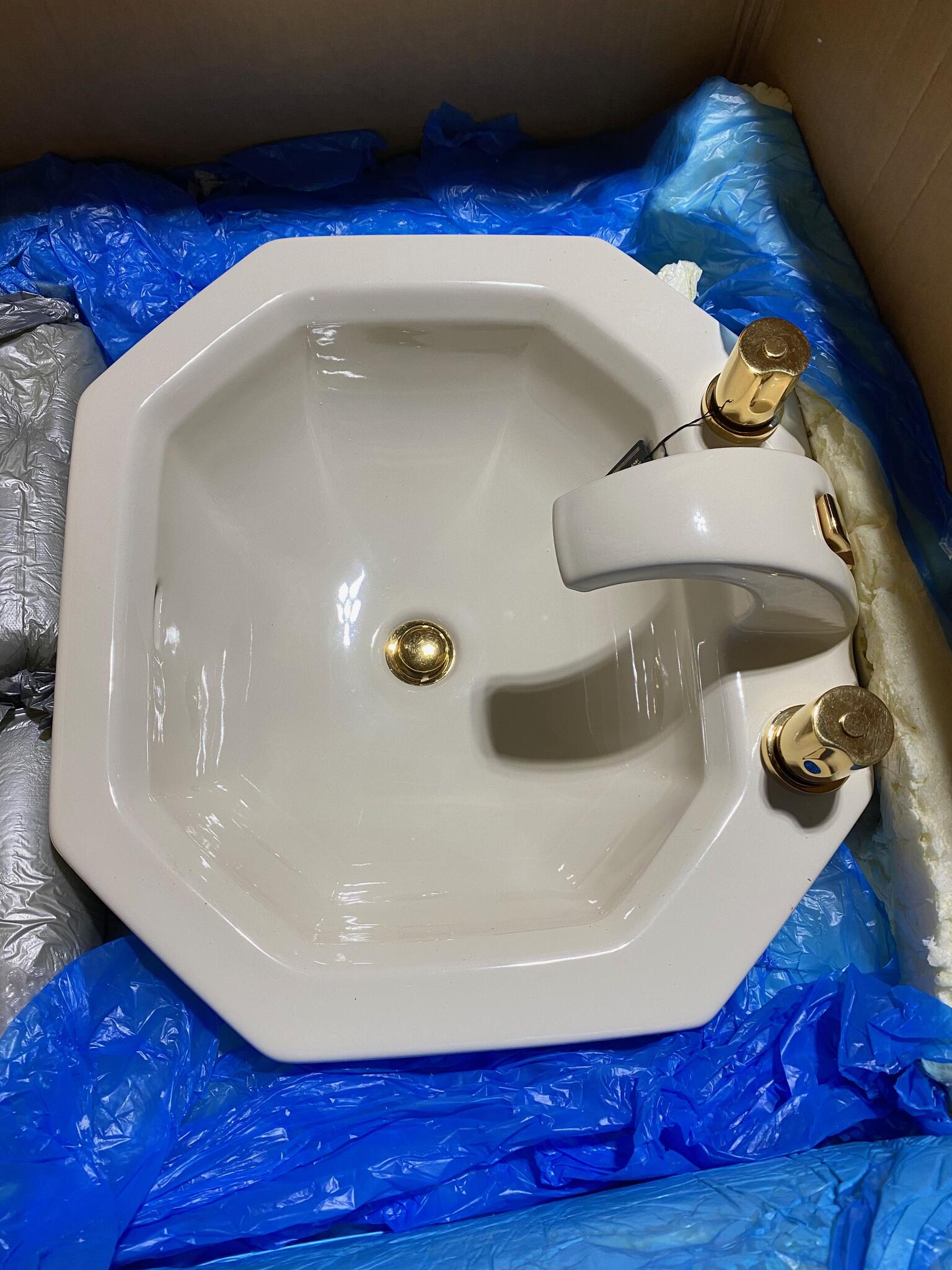 Brand New Bathroom Sink Natural Cream By Eljer Polished Brass Faucet ...