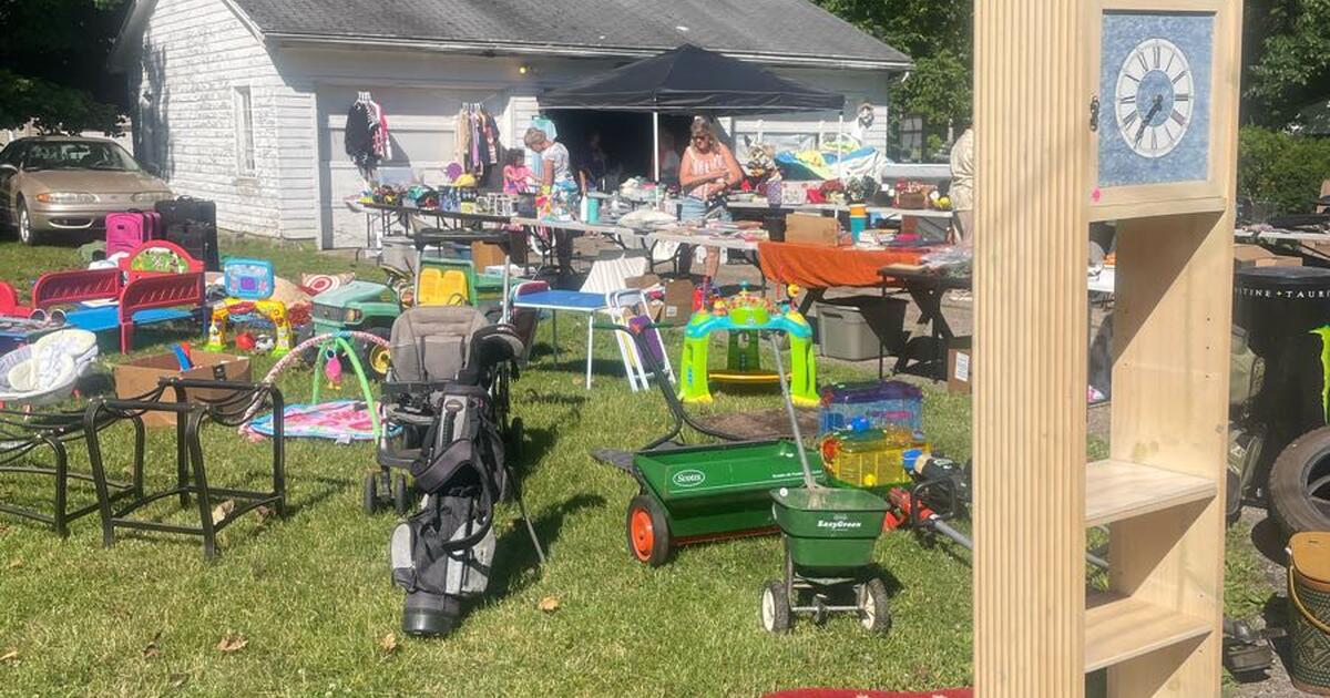 East Lansing Garage Sales