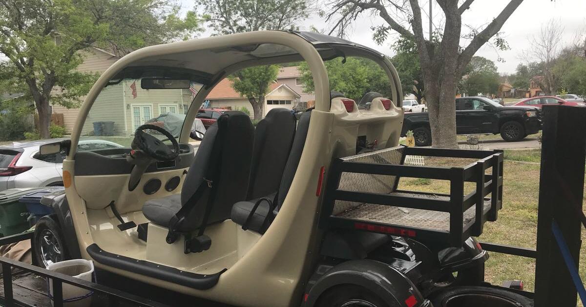 2002 Chrysler Gem NEV and Trailer for $3500 in San Antonio, TX | For ...