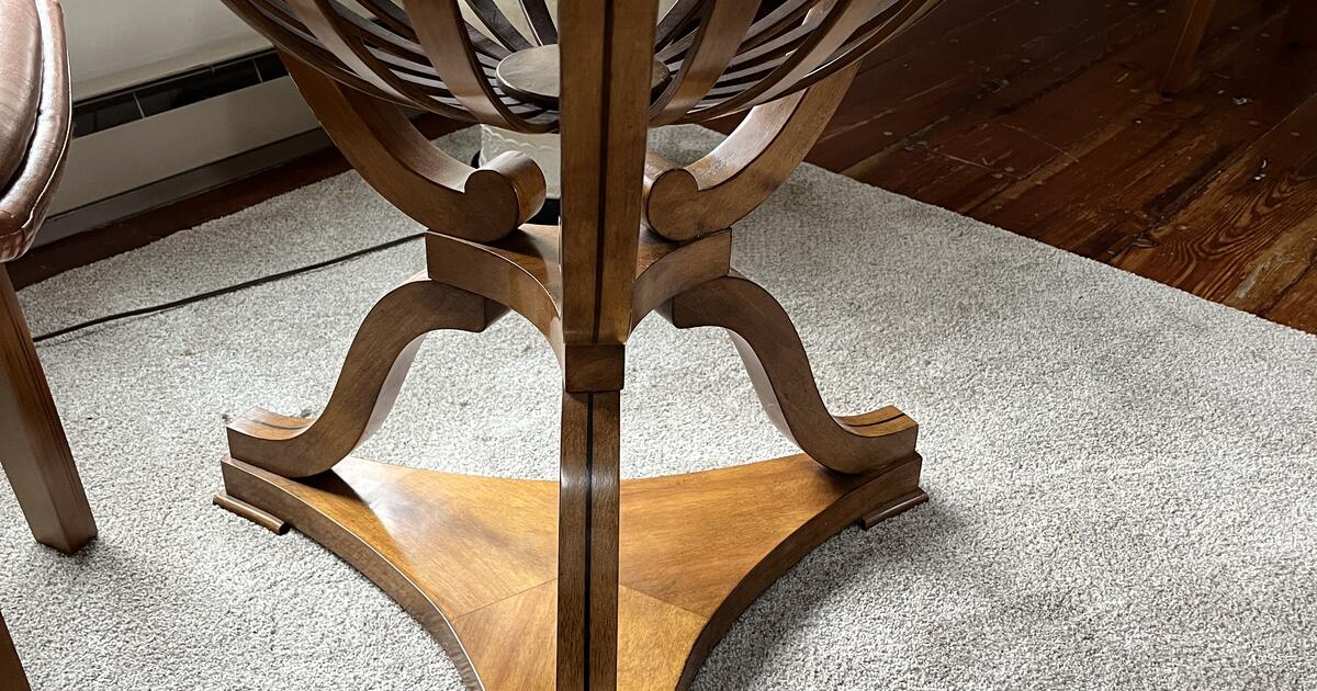 28 inch diameter - Round side table for $120 in Saratoga Springs, NY ...