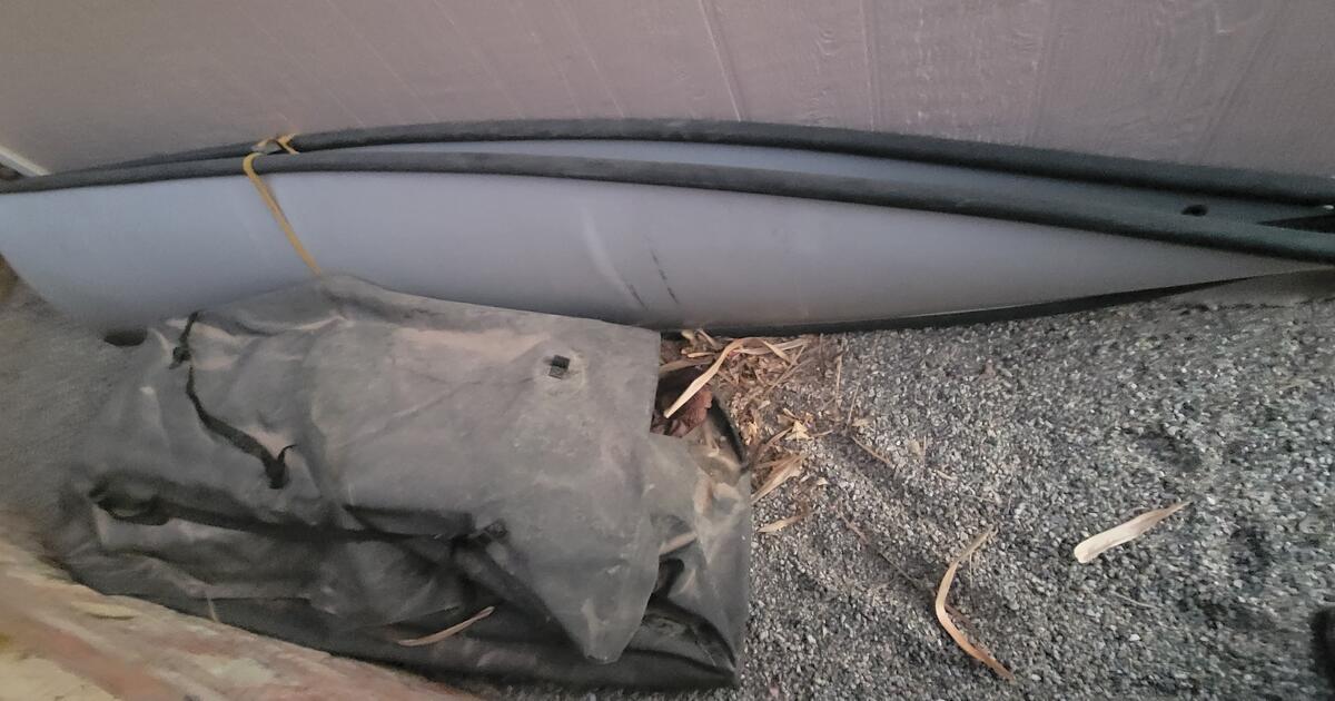 10' folding boat ( Porta-bote) with oars, oar locks, life vests and ...