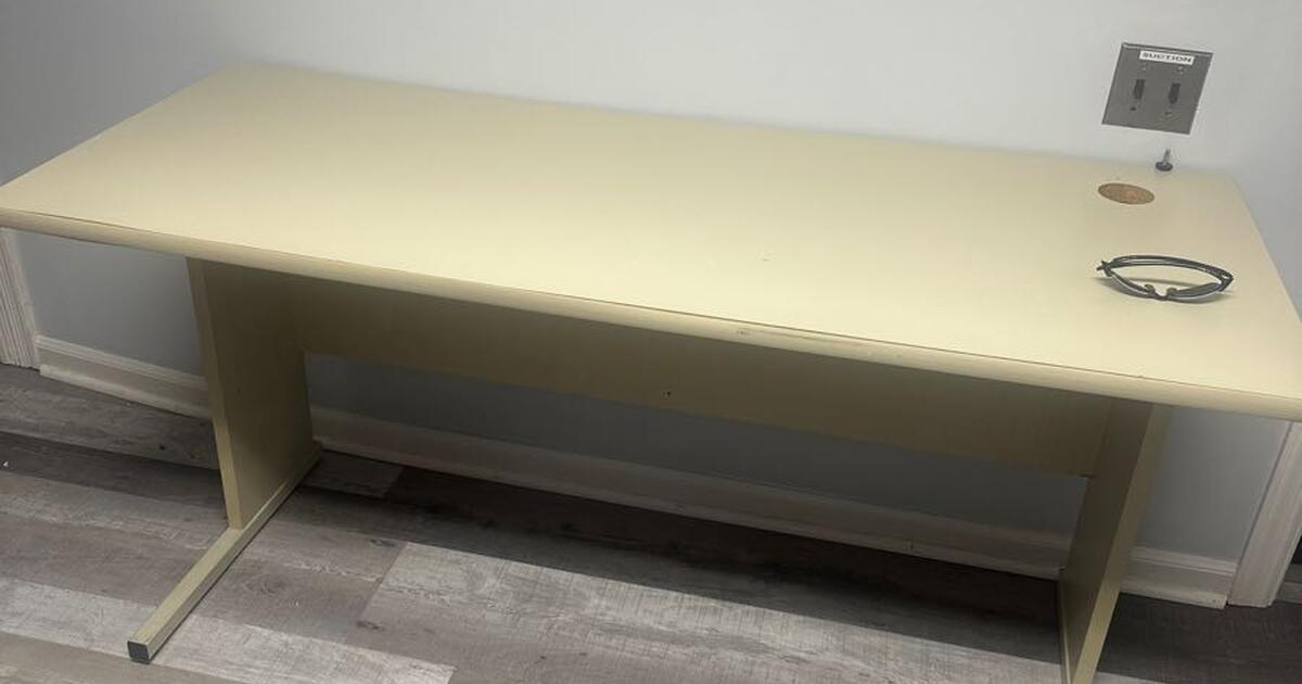 Beige Office Desk for Free in Stamford, CT | For Sale & Free — Nextdoor