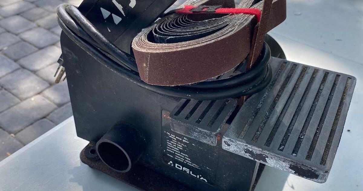 Delta Table Top Belt Sander & spare belts for $25 in Orlando, FL | For ...