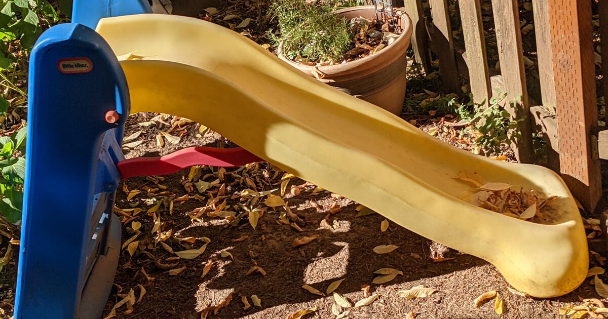 Little Tykes Slide for Free in West Linn, OR | For Sale & Free — Nextdoor