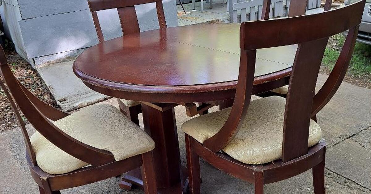 Dining Table for $35 in Catawba, SC | For Sale & Free — Nextdoor