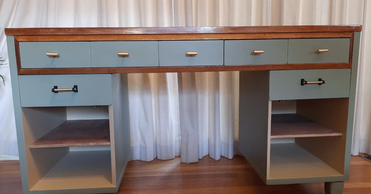 Beautiful refurbished desk for $315 in Missoula, MT | Finds — Nextdoor