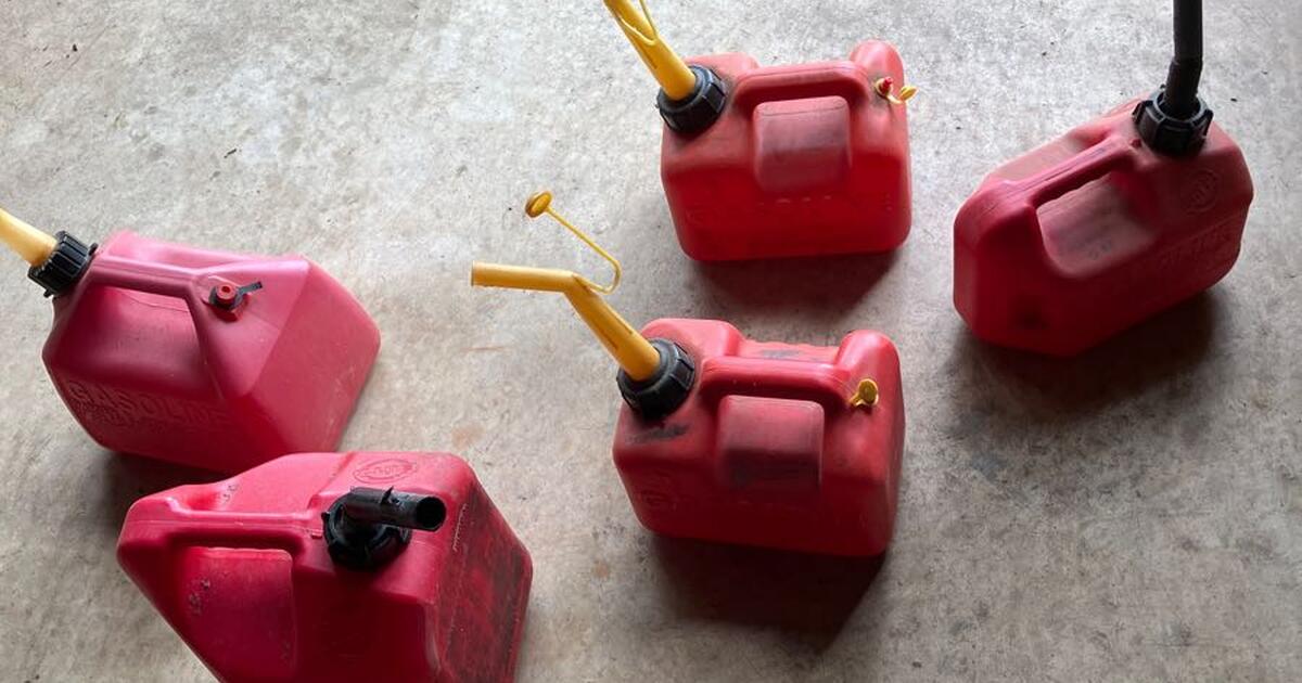 Set of 5 Red Gas Cans for $35 in Benton, AR | For Sale & Free — Nextdoor