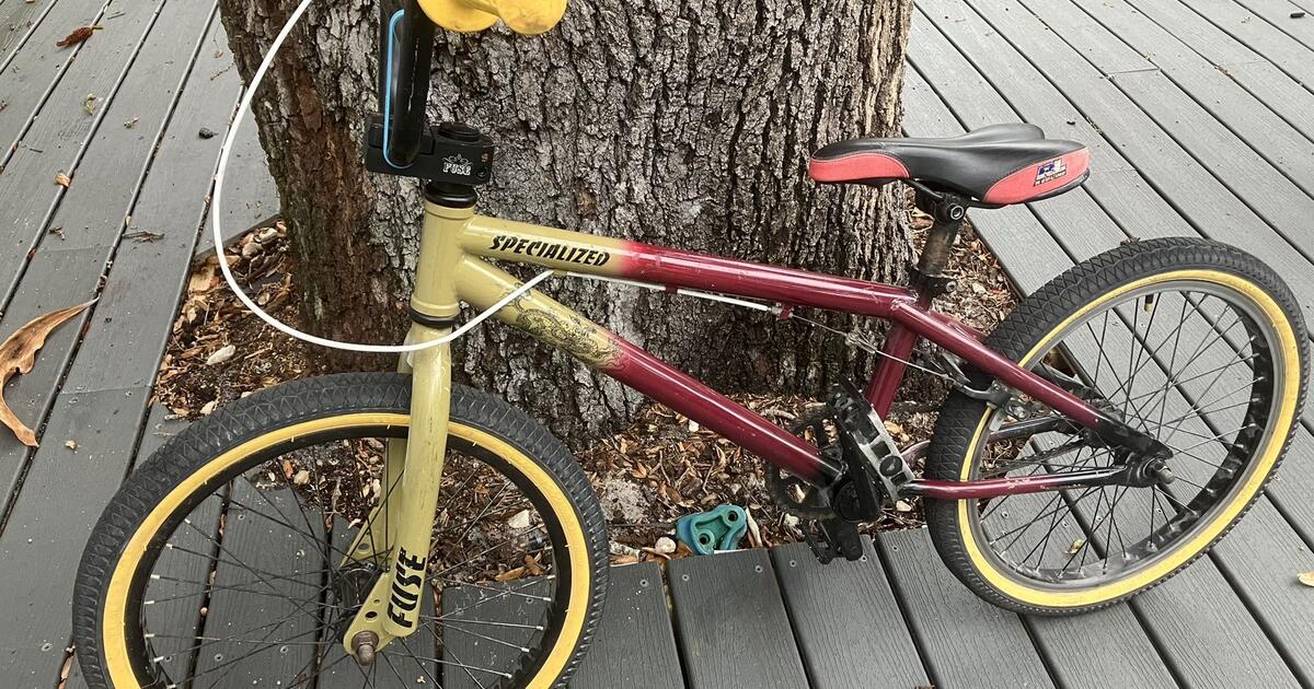 Specialized Fuse BMX bike kids / girls / boys / 20 inch wheels for $75 ...