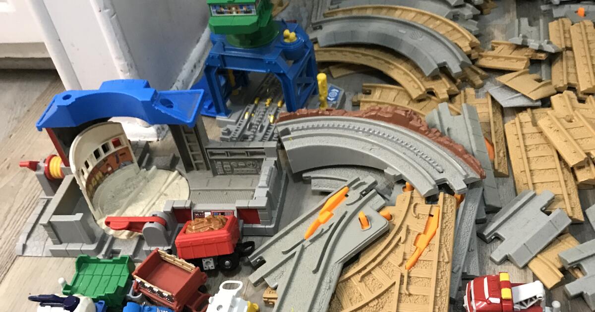 Geo-Trax lot - train set 44 pieces for $30 in Thousand Oaks, CA | For ...