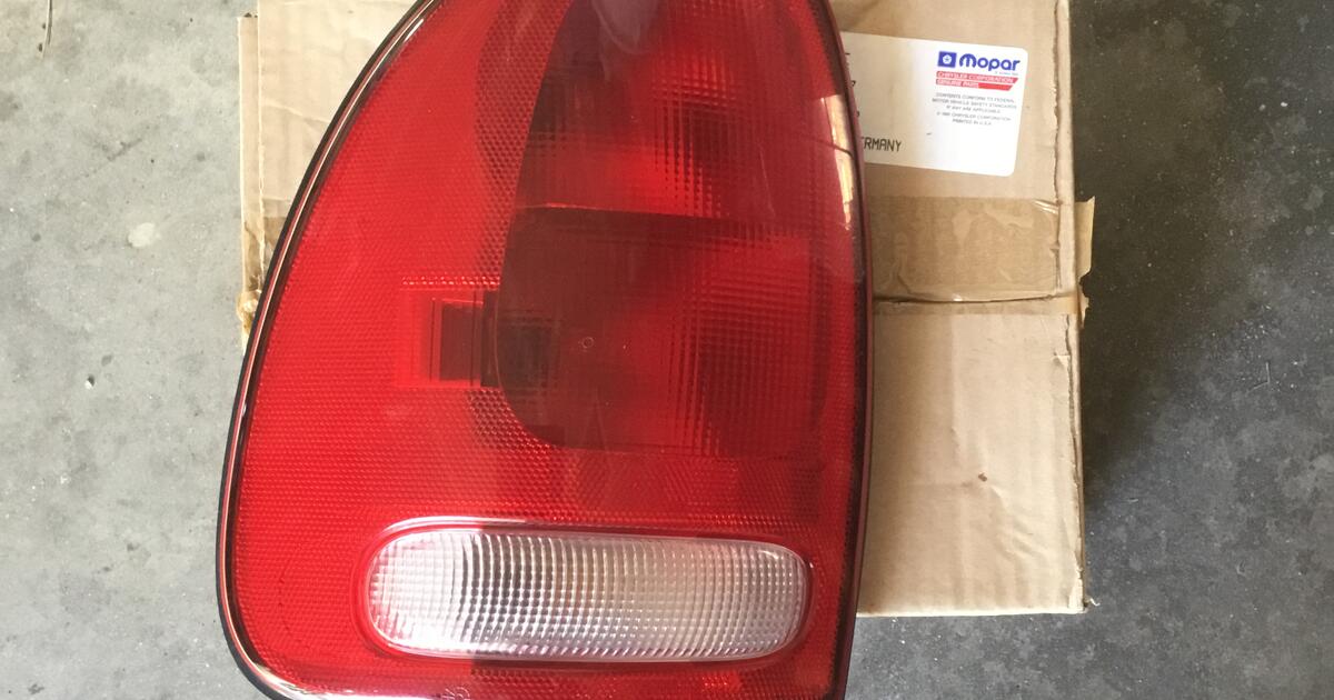 Dodge Caravan Tail Light for Free in O Fallon, IL | Finds — Nextdoor