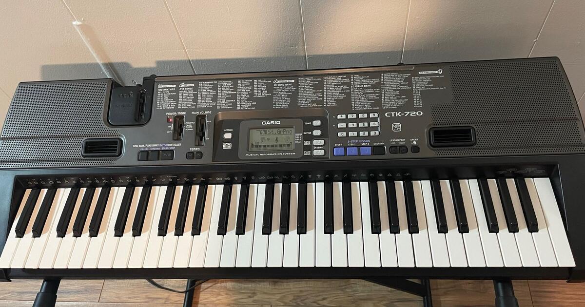 Casio CTK-720 Keyboard with Stand and AC Adapter - Fully Functional for ...