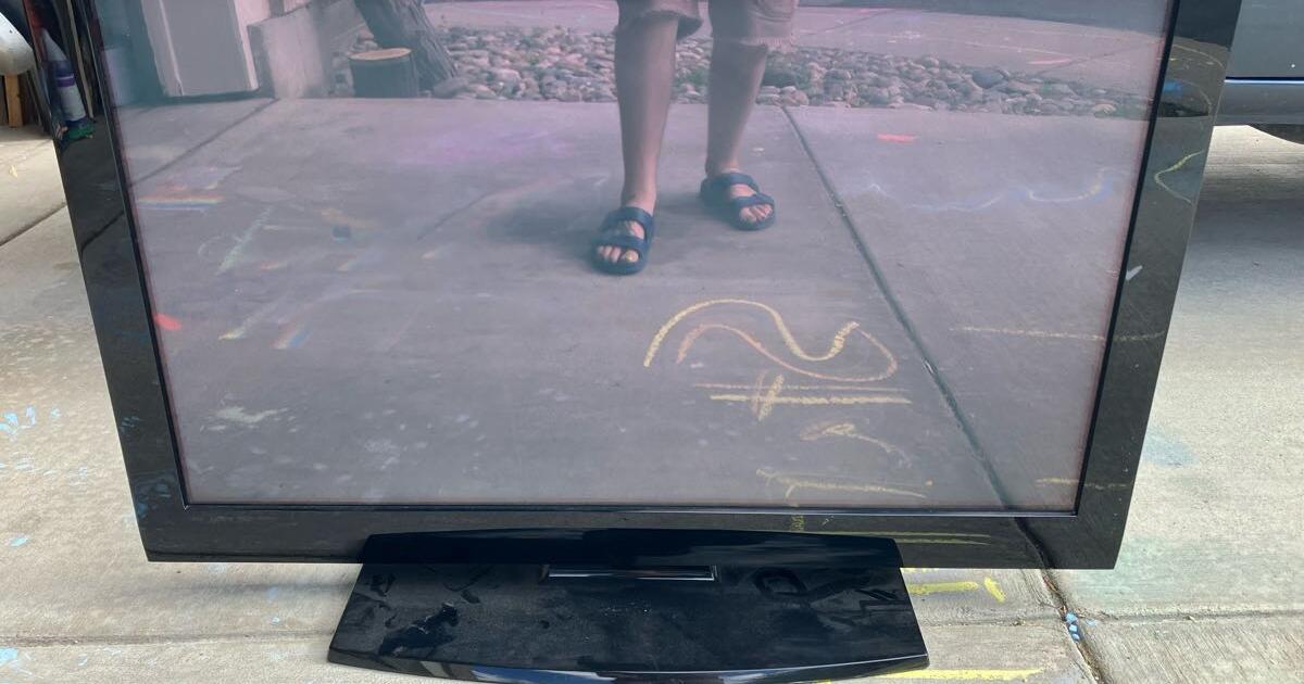 42” Emerson plasma Tv for Free in Denver, CO | For Sale & Free — Nextdoor