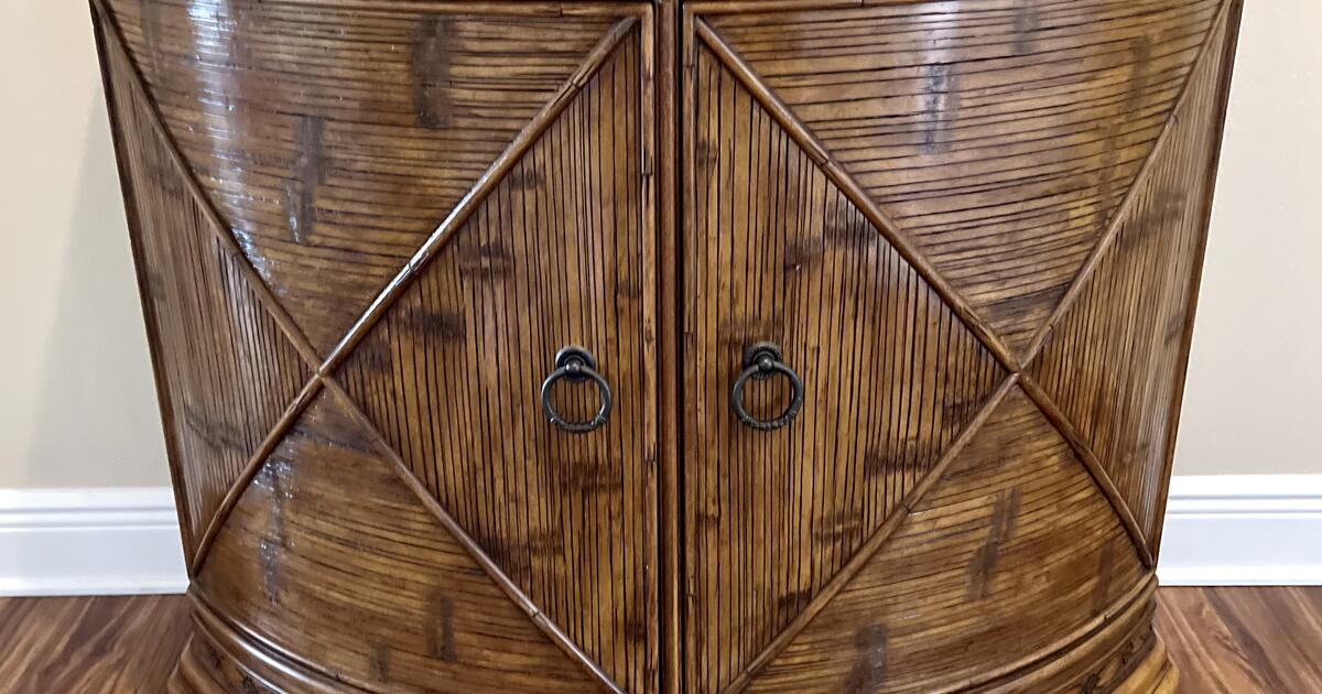 Broyhill Accent Cabinet/Entry Table for $250 in Hernando, FL | For Sale ...