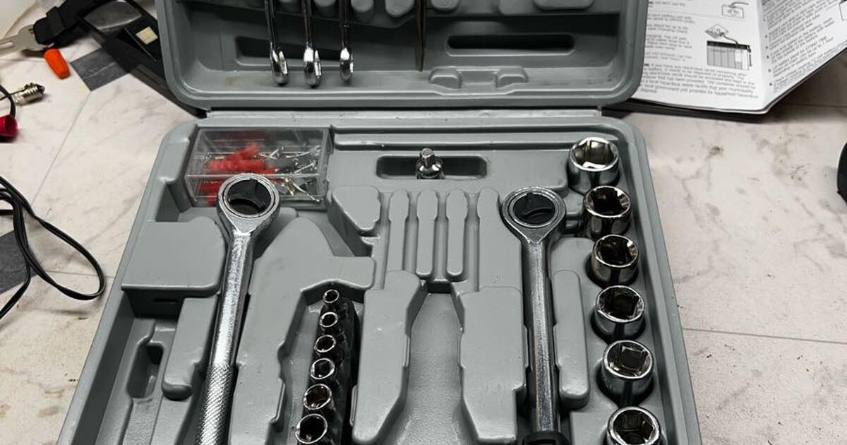 Free mystery boxes for Free in Sherwood, OR | For Sale & Free — Nextdoor