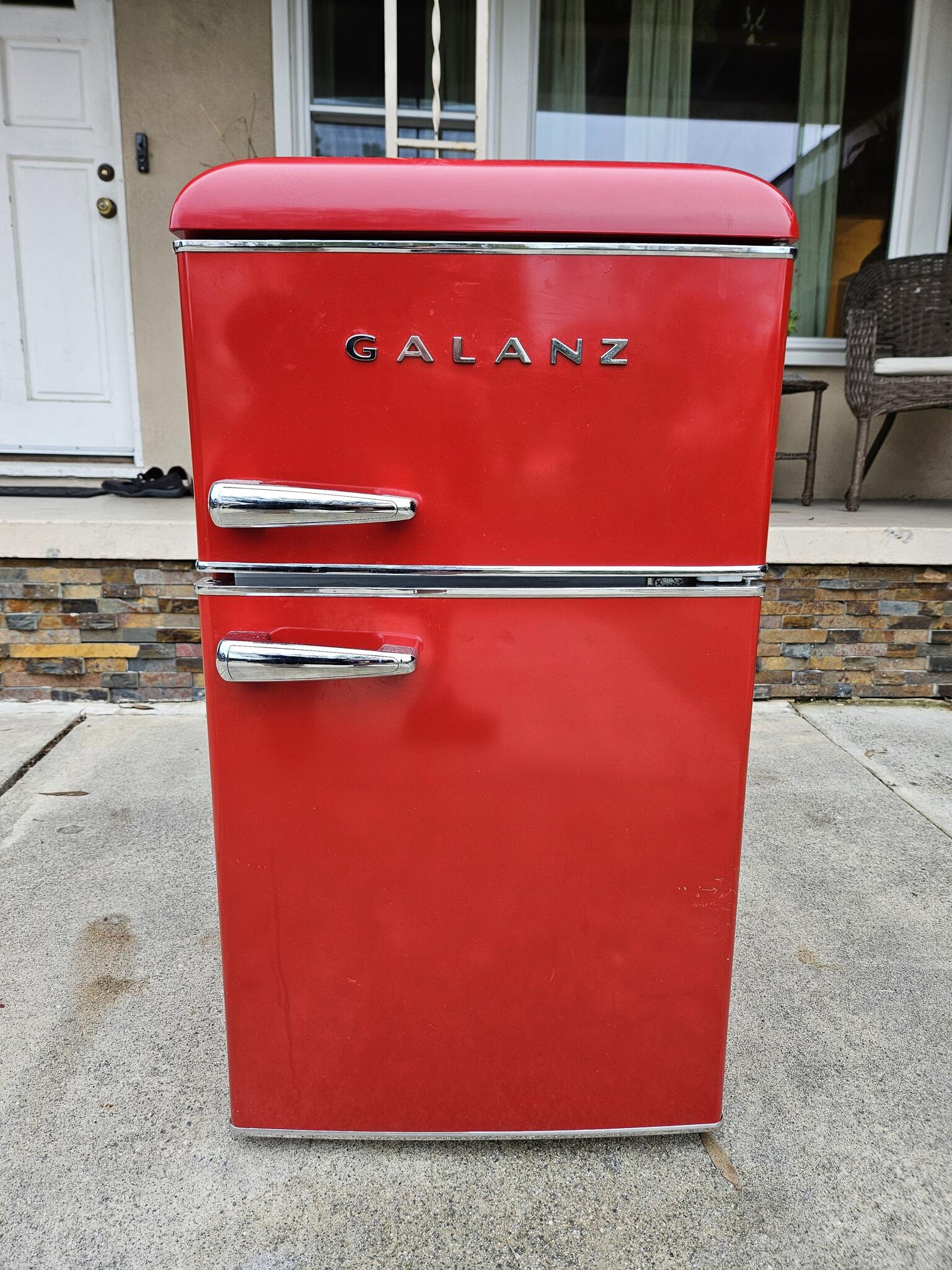 Galanz RED Retro Mini Fridge for $160 in Costa Mesa, CA | For Sale ...