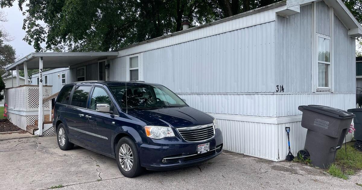 1990 Mobile Home 3bed 2 Bath For 50000 In Burlington WI For Sale 1990 Mobile Home 3bed 2 Bath For 50000 In Burlington WI For Sale