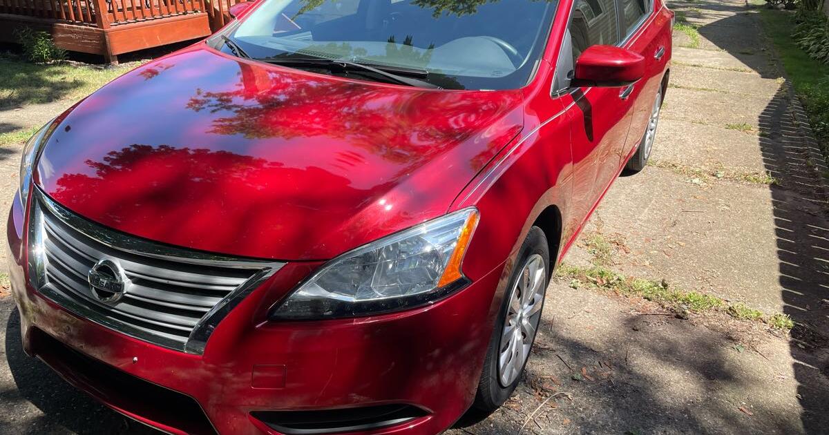 Beautiful 2013 Nissan Sentra - Runs Like New, Low Mileage in Akron, OH ...