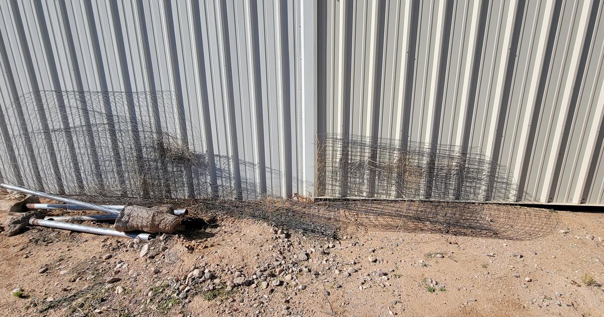 Fencing do Not Know How Many Feet For Free In Waddell AZ Finds fencing-do-not-know-how-many-feet-for-free-in-waddell-az-finds