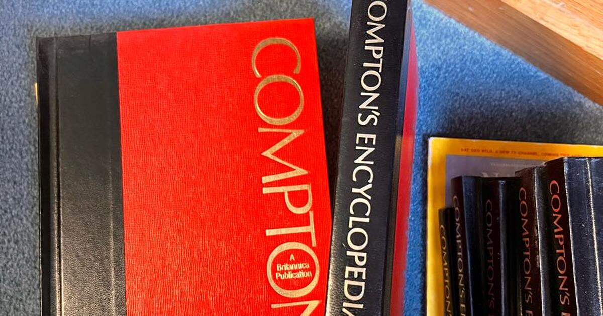 Vintage mint condition Compton’s encyclopedia set 26 volumes for $10 in ...
