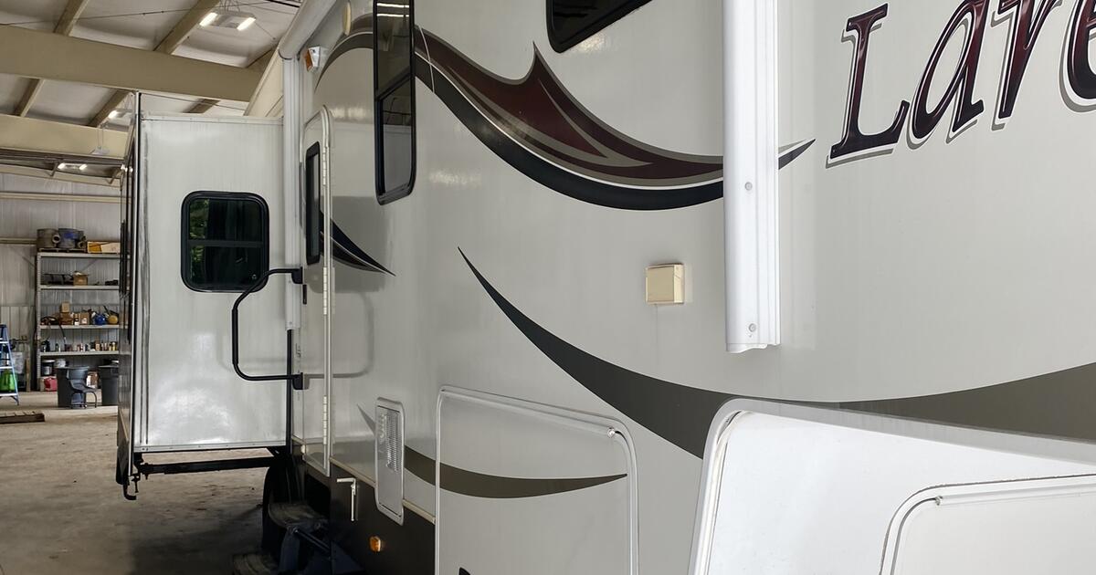 Laredo RV Trailer for $15500 in Beckley, WV | For Sale & Free — Nextdoor