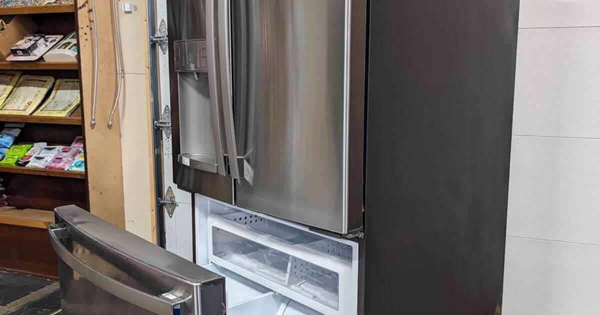 New Refrigerator GE model: GFE28GYNFS for $1649 in Melrose Park, IL ...