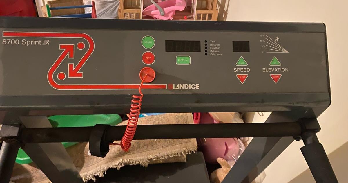 Landice 8700 treadmill for Free in Minneapolis, MN | Finds — Nextdoor