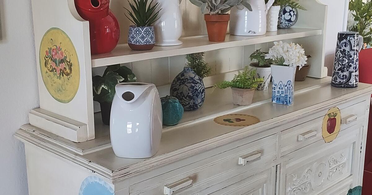 HUTCH for $200 in Trophy Club, TX | For Sale & Free — Nextdoor