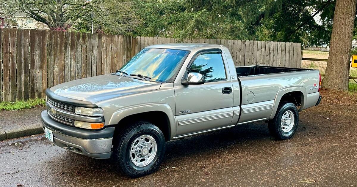2000 Chevy Silverado 2500HD 4x4 Low miles! for $16900 in Vancouver, WA ...